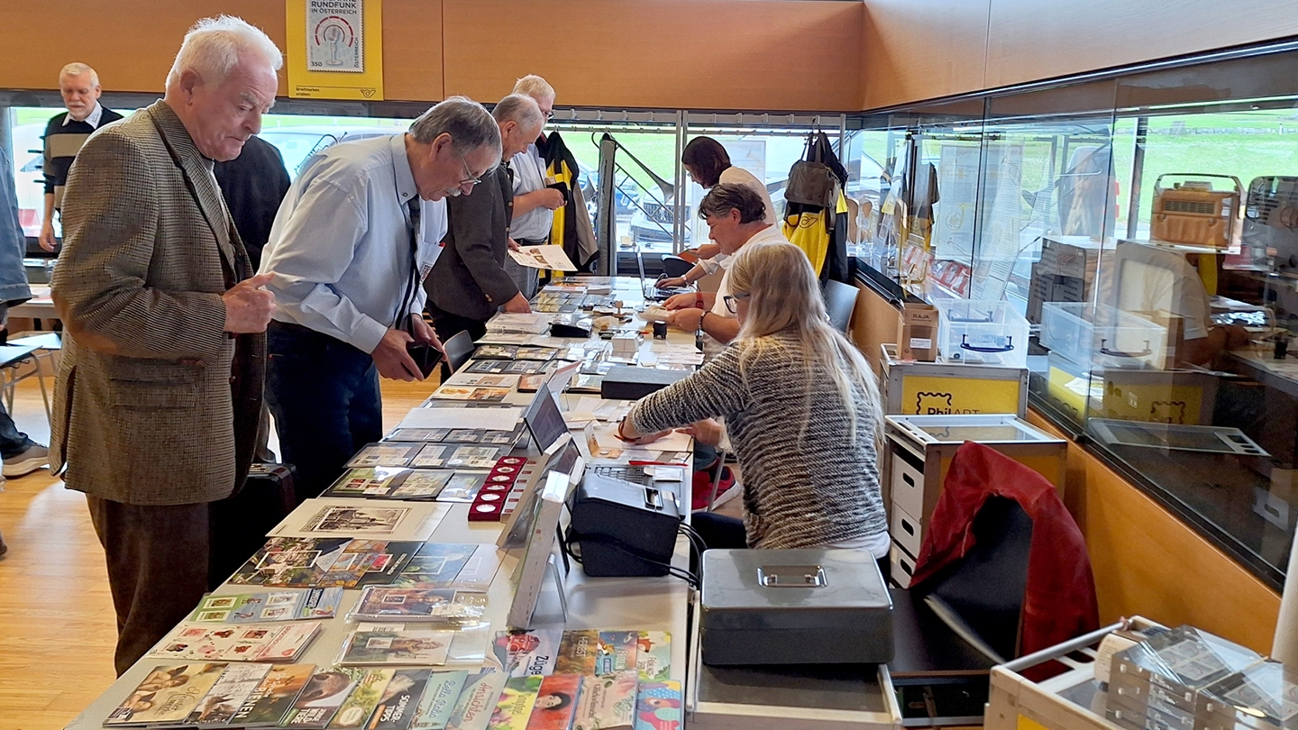 Sonderbriefmarke 100 Jahre Rundfunk in Österreich - PostAG