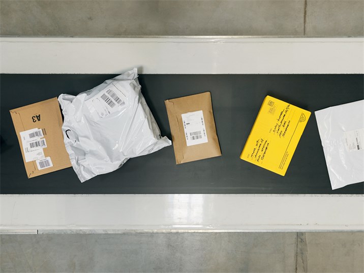 Post item inquiry: Where is your parcel? - PostAG