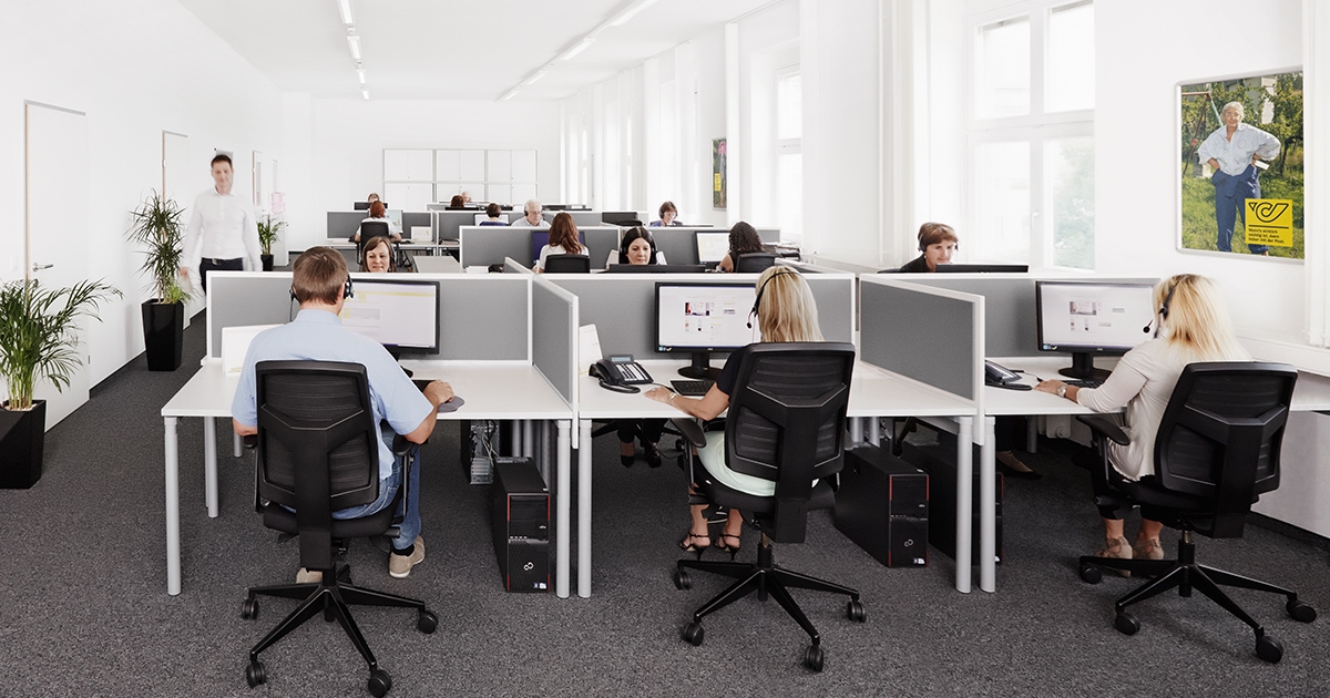 Contact the Post: write or call now. - PostAG