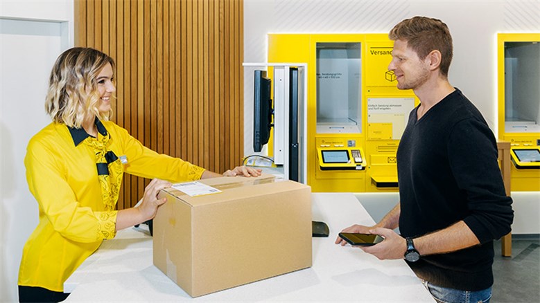 Post Paket Geschäftskund*innen: Mehr erfahren - PostAG