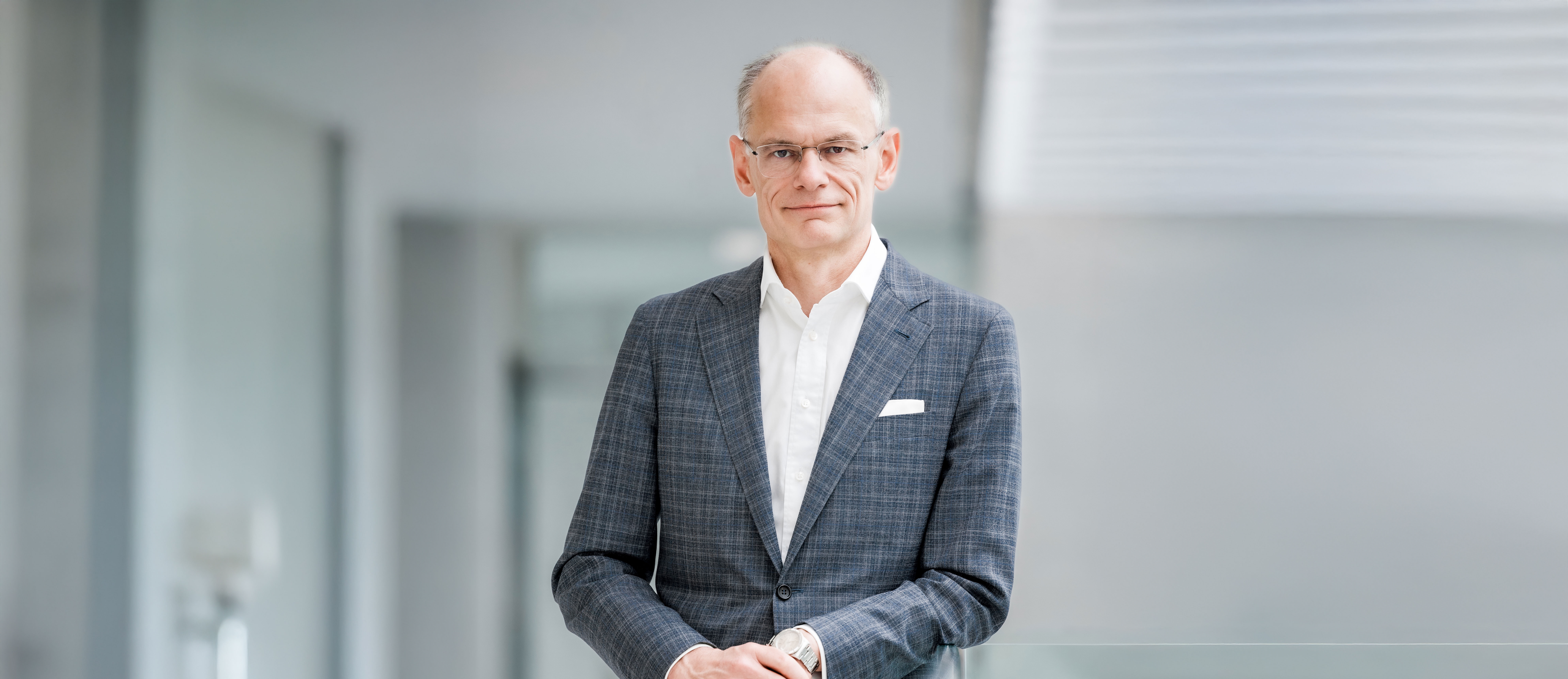 CV, Walter Oblin - PostAG